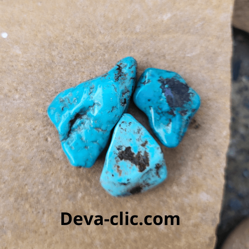 Turquoise d’Iran : géologie - histoire - vertus